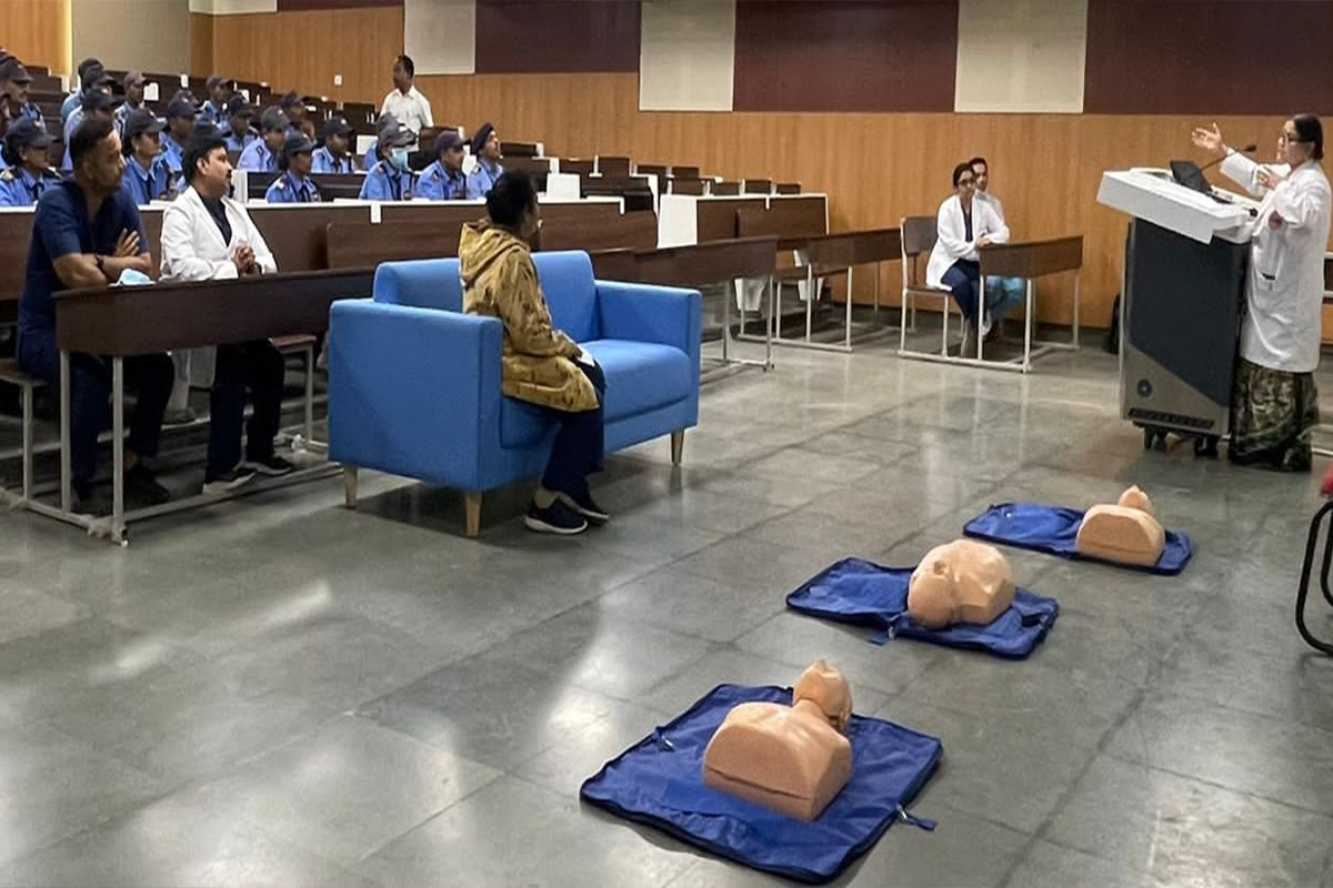 World Anesthesia Day 2 (BLS for security guard) | AIIMS Gorakhpur