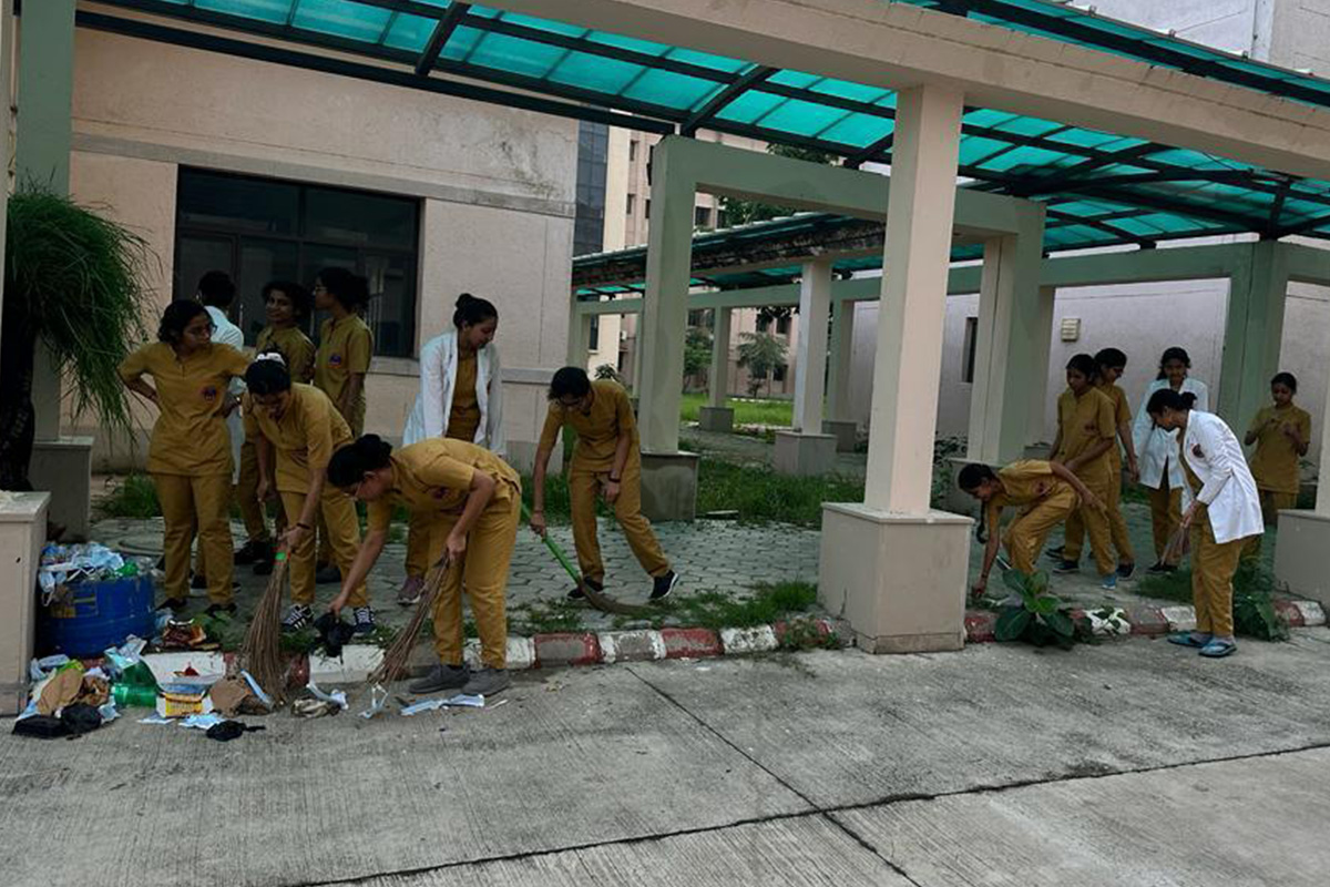 MBBS Students participating in Shramdaan activity in the Hostel ...