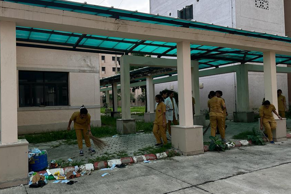 MBBS Students participating in Shramdaan activity in the Hostel ...