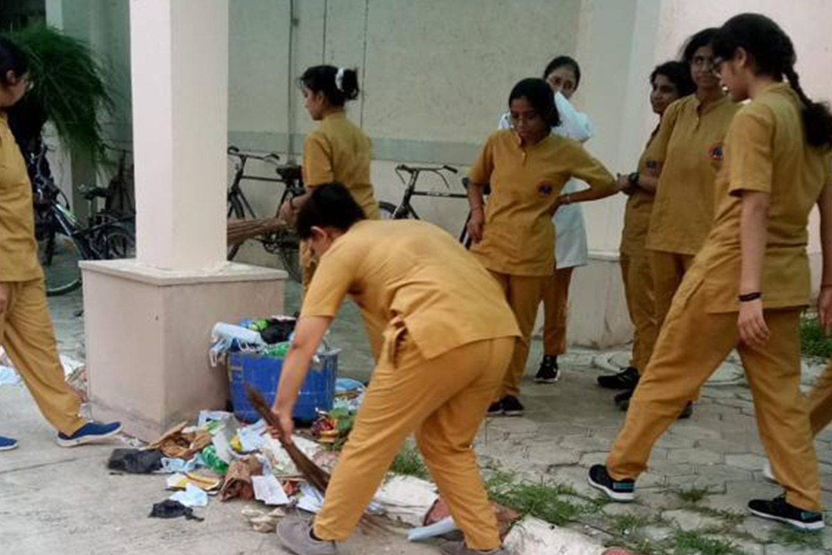 MBBS Students participating in Shramdaan activity in the Hostel ...