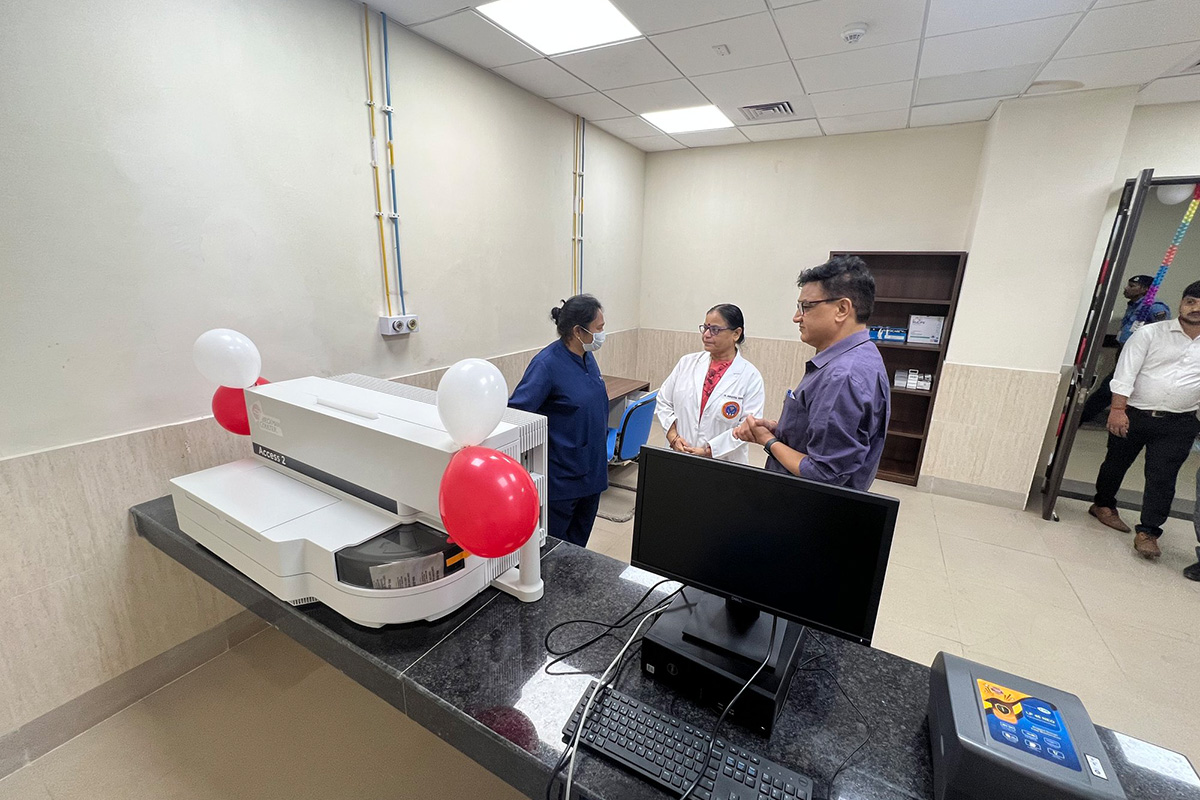 Inauguration of auto analyzer for routine blood chemistry and ...